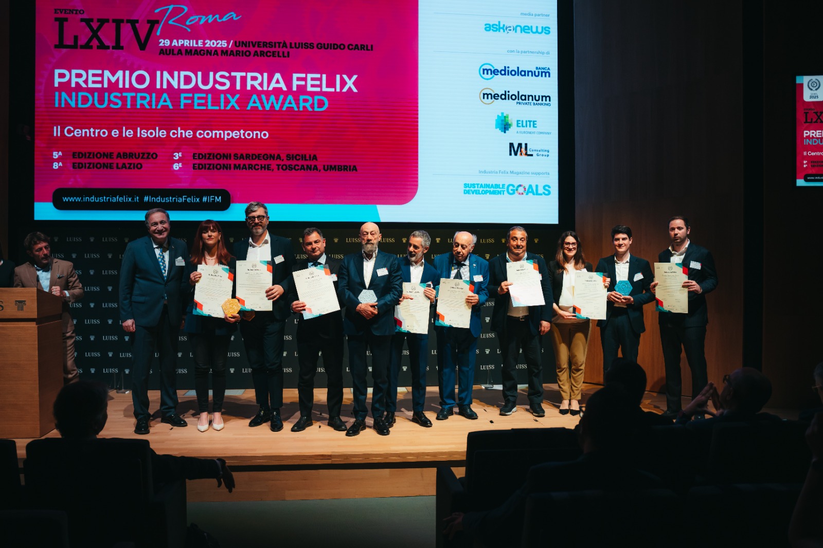 Premio industria Felix: Studio Paris Engineering di Avezzano premiata ...